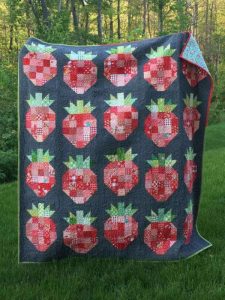 Sunday Spotlight – Strawberry Fruit Quilt Pattern – Quilting